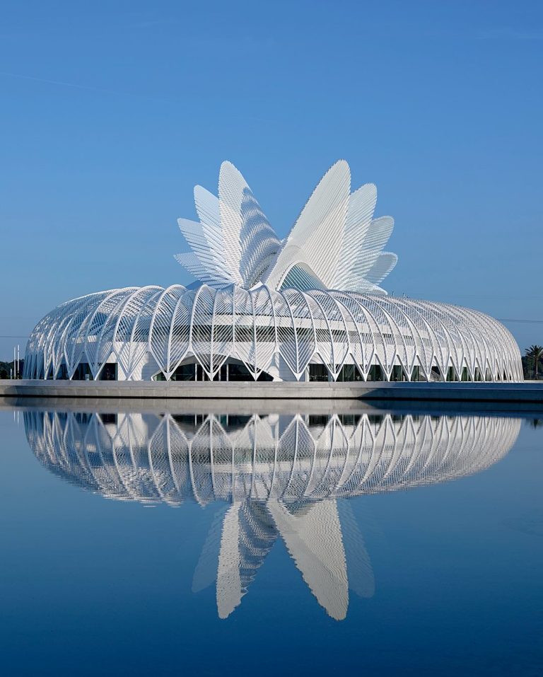 Why Santiago Calatrava Is The Master Of Architectural Engineering ...